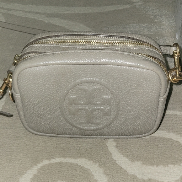 Tory Burch | Bags | Tory Burch Camera Bag | Poshmark
